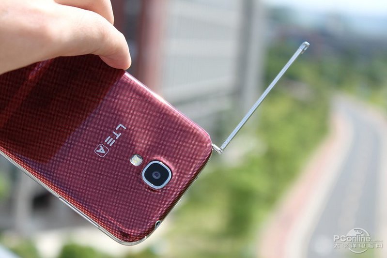 性能暴强 2.3G骁龙800三星S4 LTE-A开箱_手机_太平洋科技